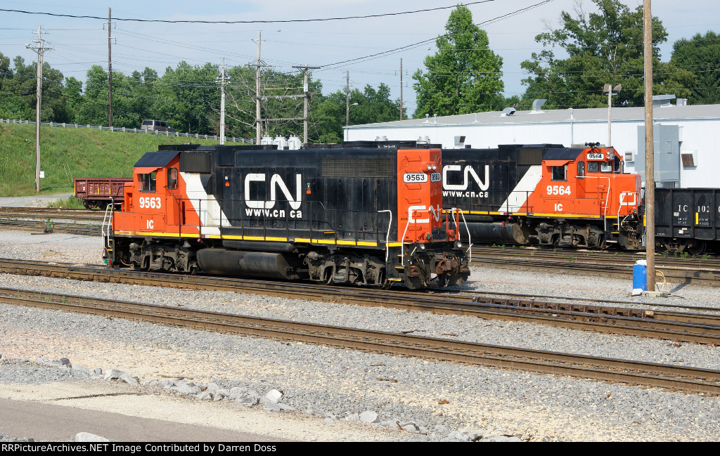 IC 9563 and IC 9564